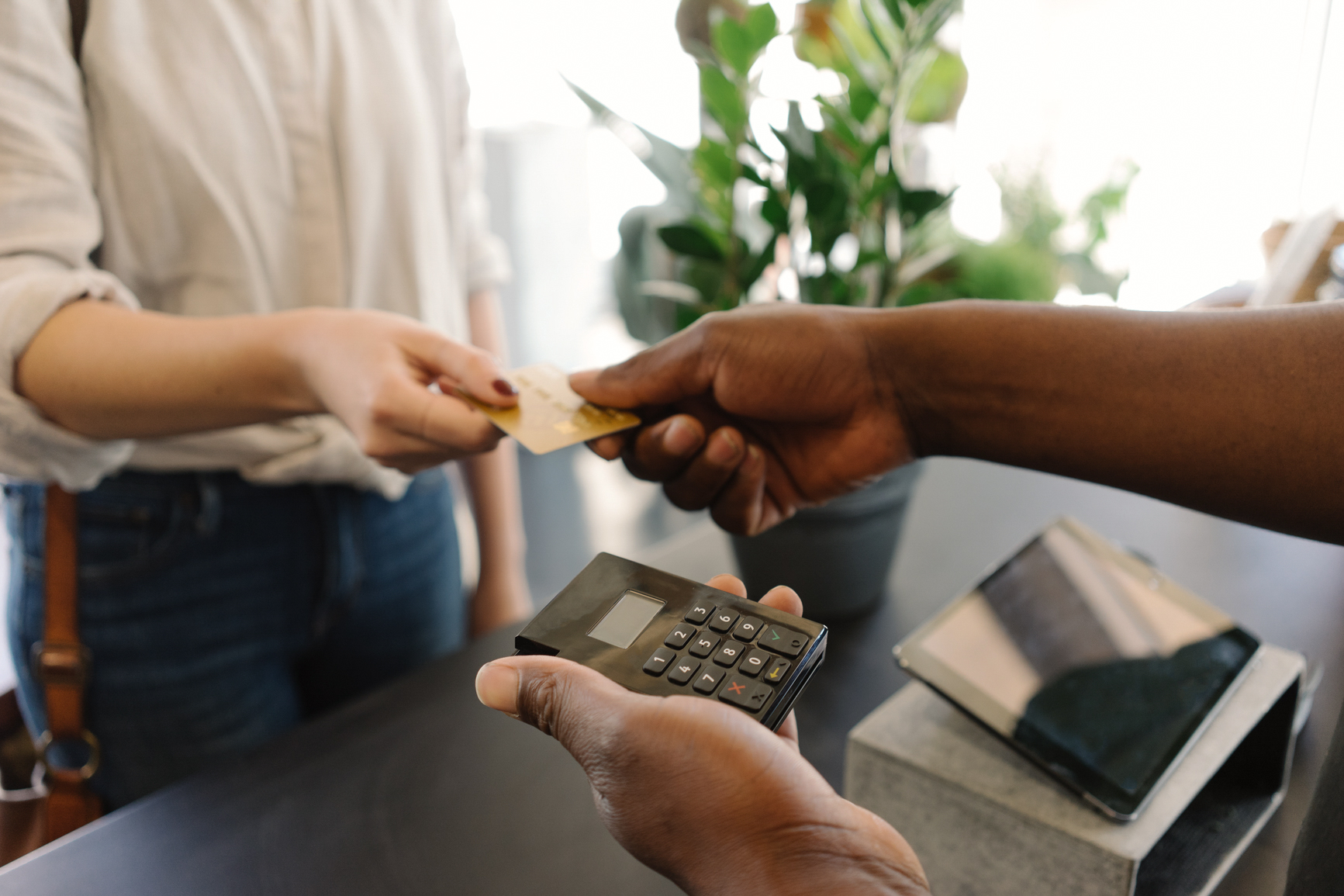 How to Stop Overspending: 10 Proven Tips to Take Control of Your Money